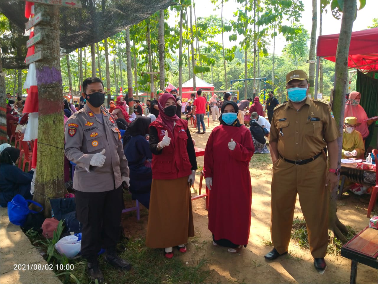 Polsek Serang Baru Monitoring Dan Pengamanan Gerai Vaksin Merdeka ...
